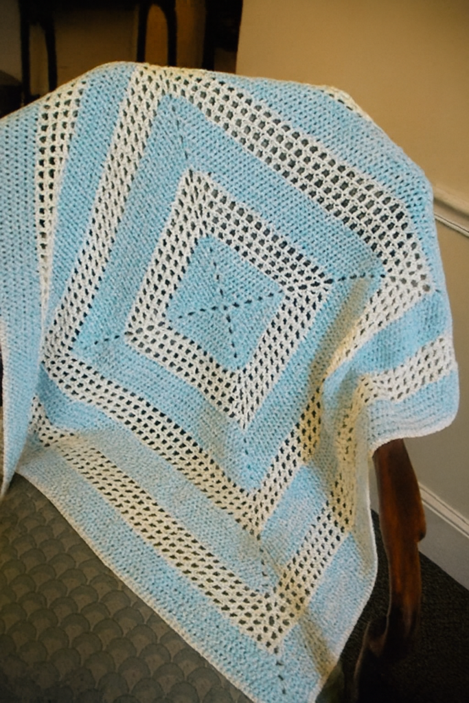 Charming Baby Blanket – Free Crochet Pattern - Easy Crafts patterns